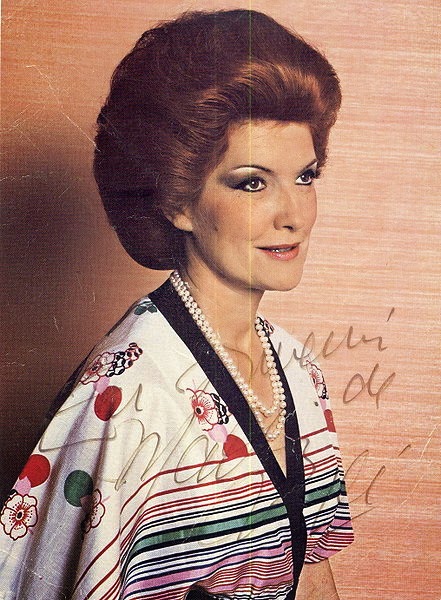 OPERA DIVAS: Mady Mesplé