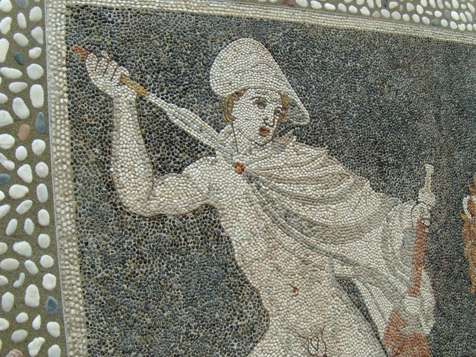 Megas Alexandros: Alexander’s pleasant body odor