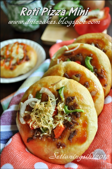 NCC Breadweek: Roti Pizza Mini by Ningsih