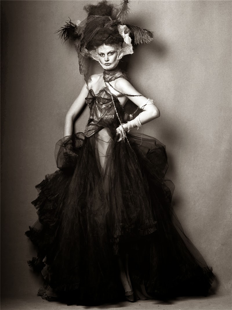 Couture Magic by Steven Meisel for Vogue Italia Couture Supplement ...