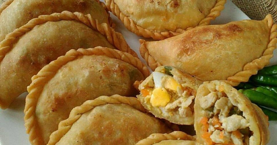 Resep dan cara membuat PASTEL isi Ayam yang enak dan Gurih ...