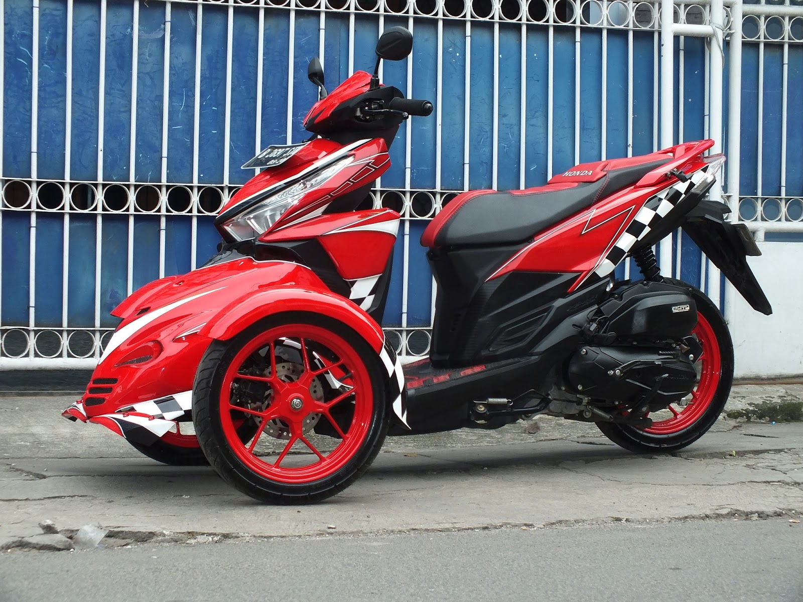 Oracle Modification Concept: HONDA VARIO 150 New, MODIF RODA TIGA ...