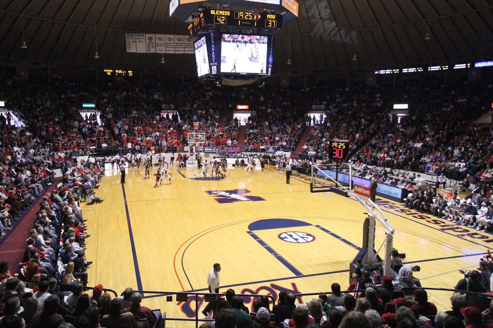OleMissSportsBlog.com: Tad Pad Nostalgia