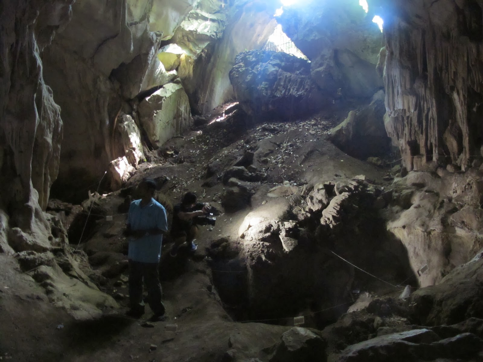Menjejak PerakMan - Gua Gunung Runtuh | D_08