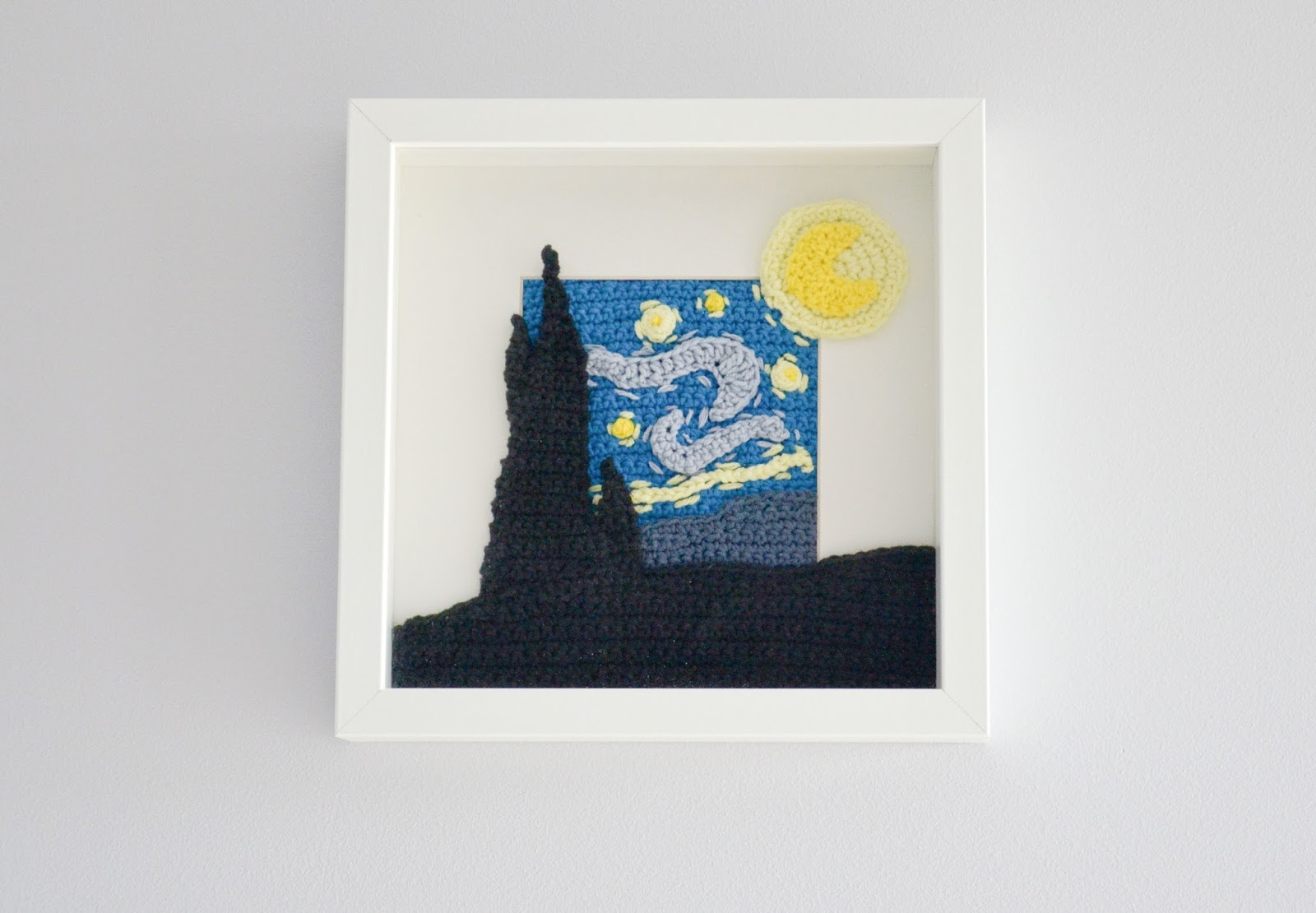 Krawka: Starry night - new crochet frame pattern