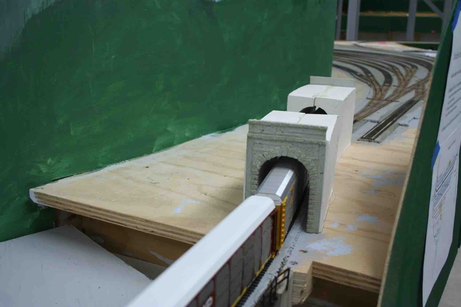 Southern Pacific Cascade Line: TUNNEL PREPARATION – 4 -- FITTING THE ...