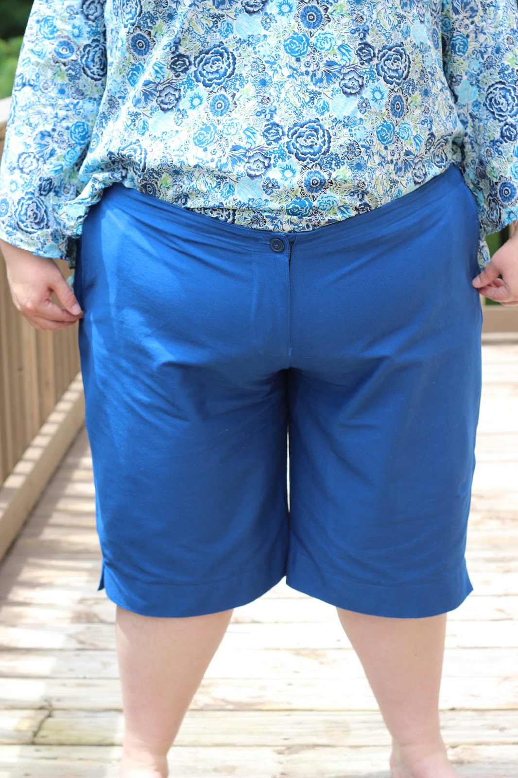 Pandora Sews Plus Size Clothes: A Floral Tunic and Long Shorts ...