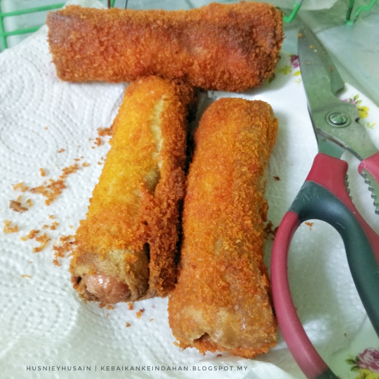 Resepi Ringkas Roti Gulung Sosej Dengan Cheese - Husniey Husain