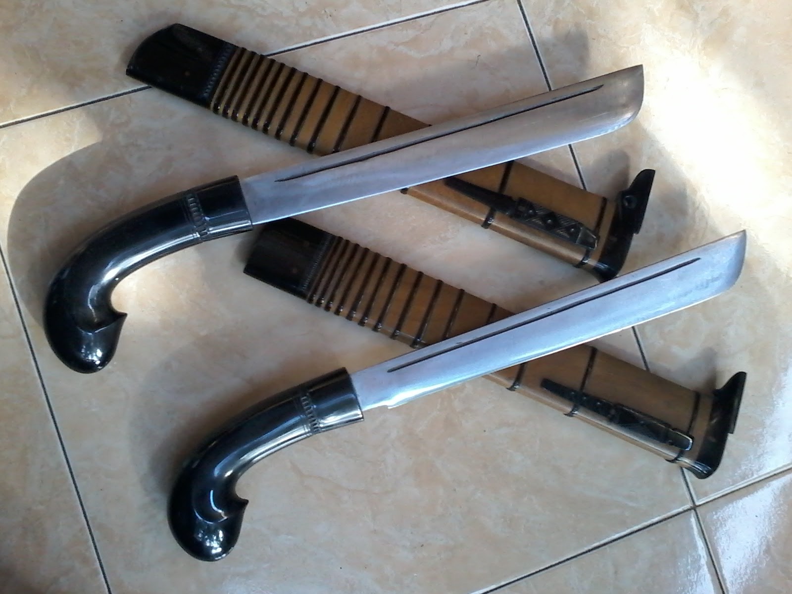 Golok Galonggong Manonjaya