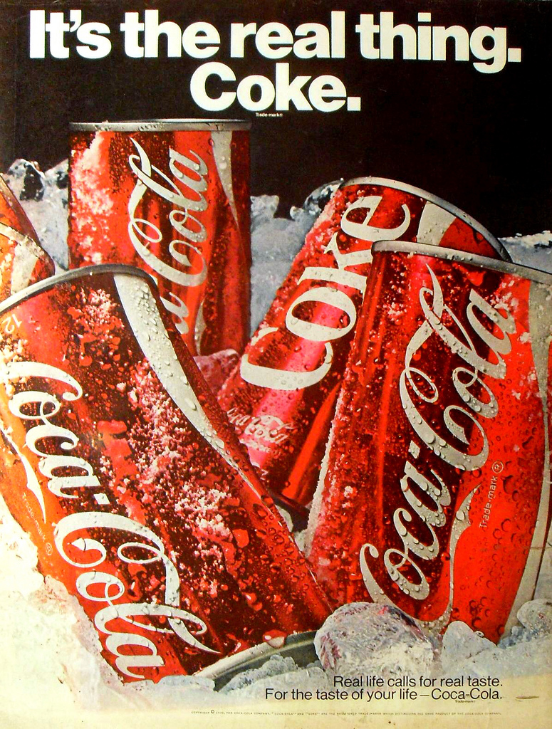54 Interesting Vintage Pictures of Coca-Cola's Advertising in the Last ...