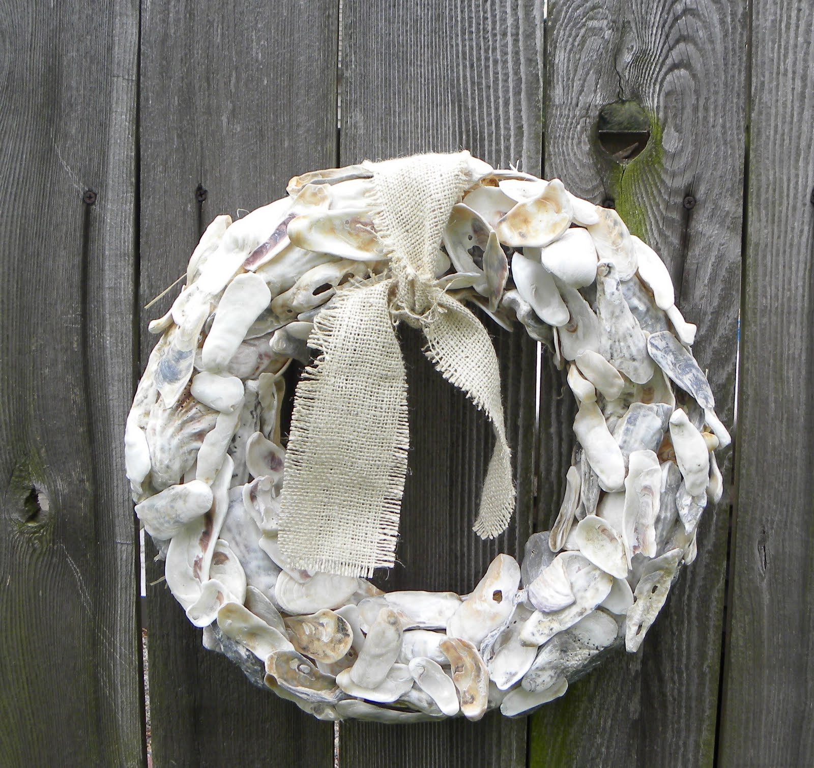 Simple Daisy: {Oyster Shell Wreath}