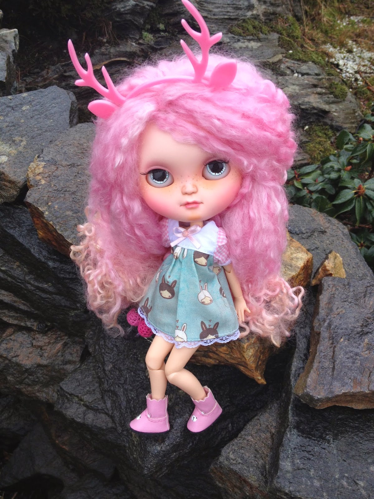 The Henriksdatter dolls: Azucena, Custom icy by Sofie Bell