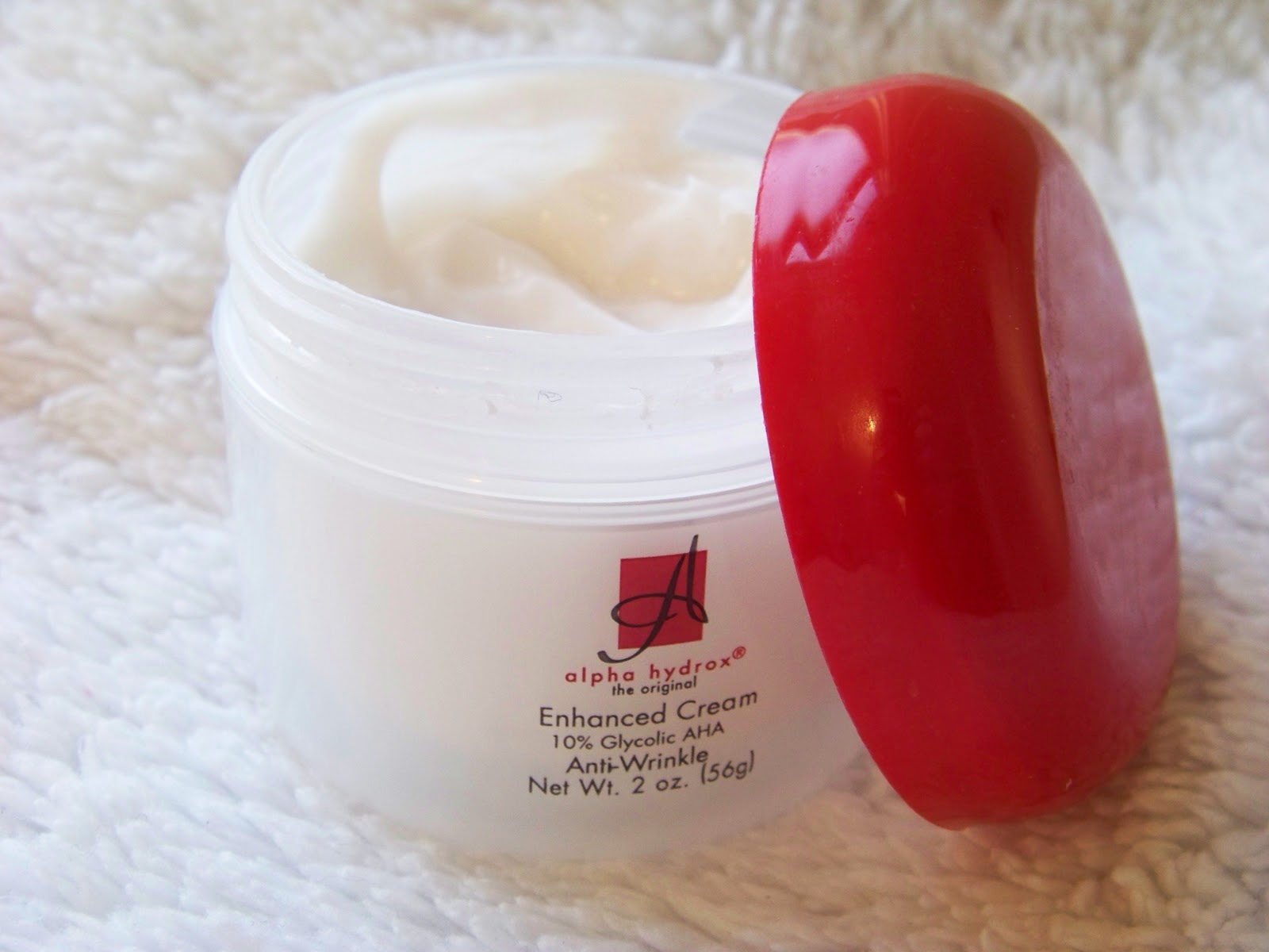 Glamorous Mommy: Review: Alpha Hydrox Enhanced Anti-Wrinkle Cream