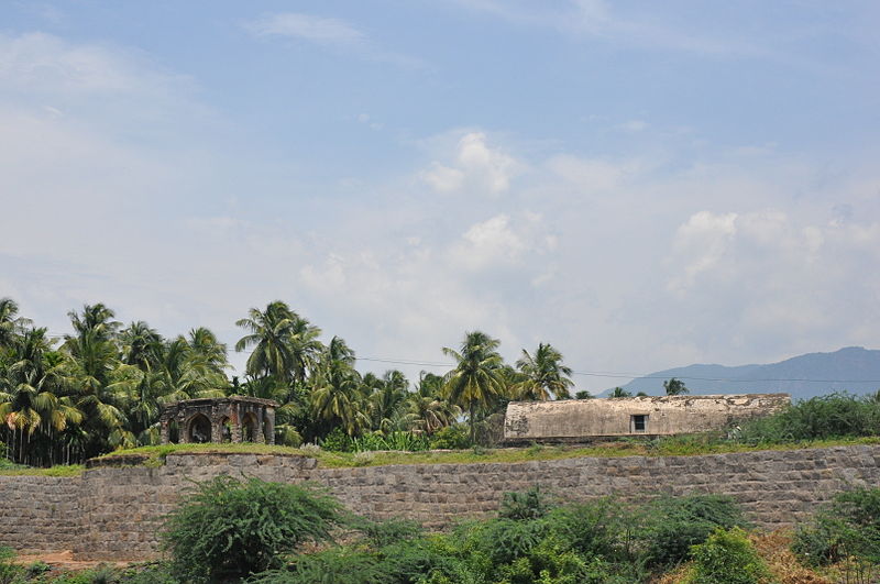 Tamilnadu Tourism: Attur Fort, Salem