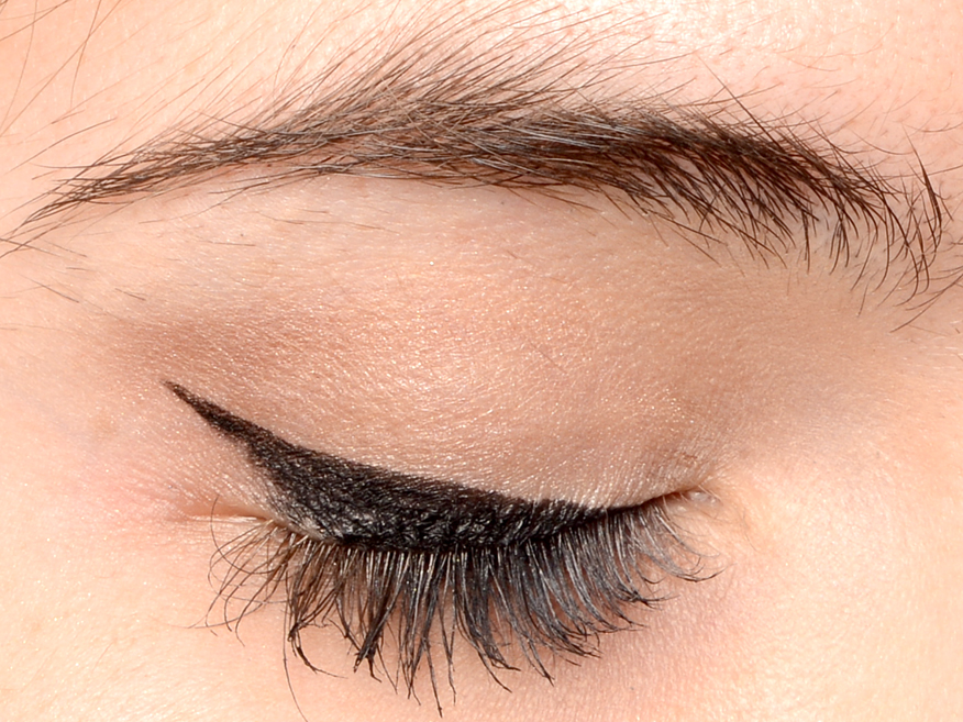 Bisous Darling: Winged Liner : Tutorial