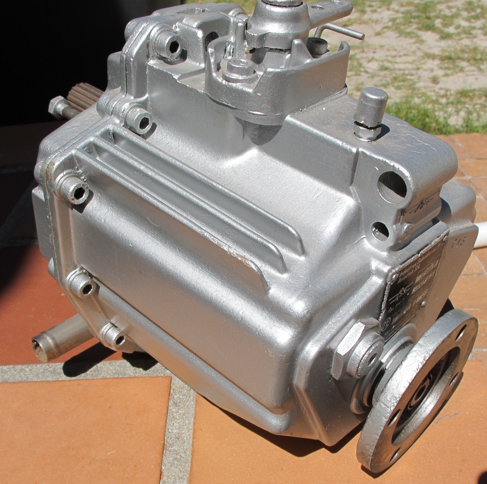 CKD Boats - Roy Mc Bride: BMW D 55 marine gear box