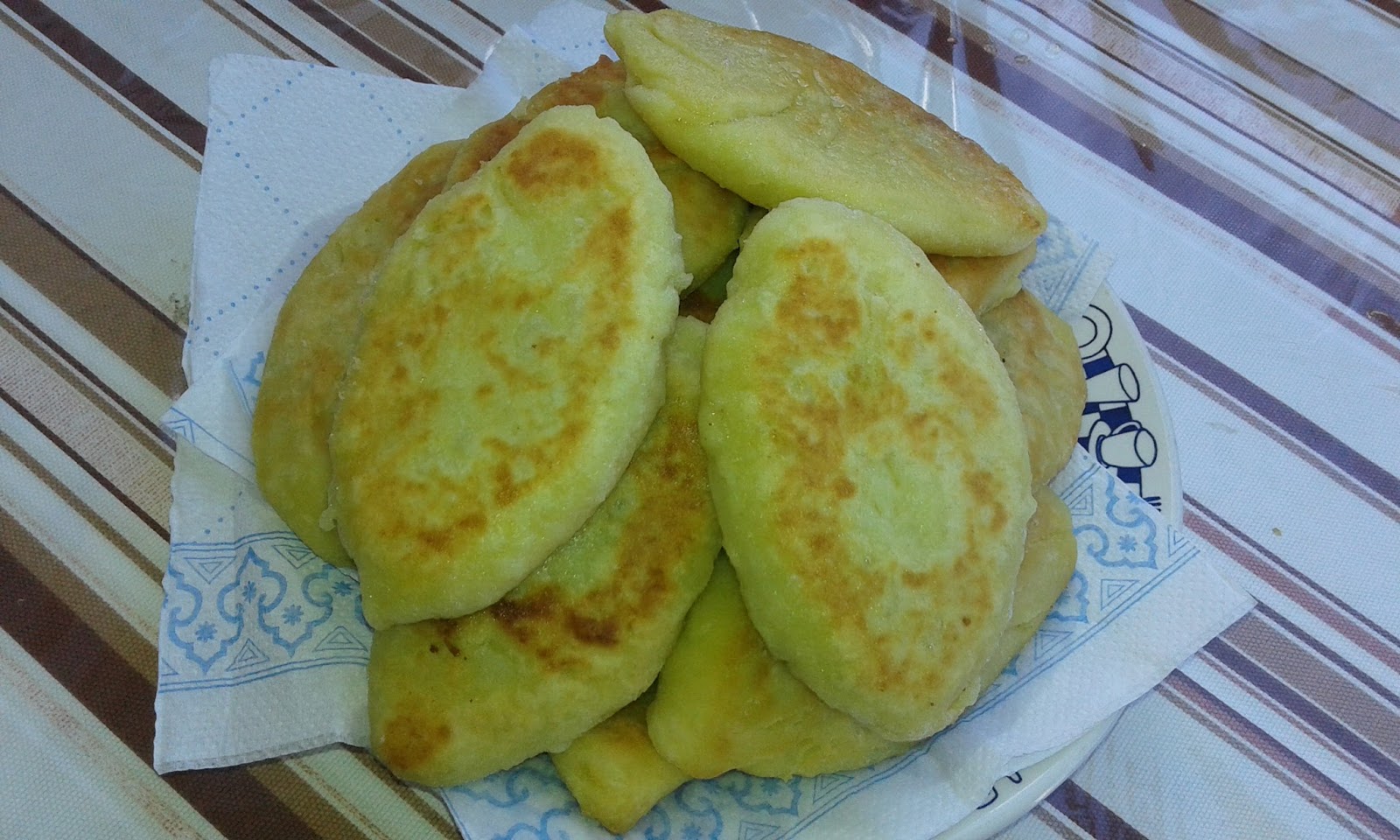 Busy mum's notes: Potato cutlets with peas filling (Ukrainian potato zrazy)