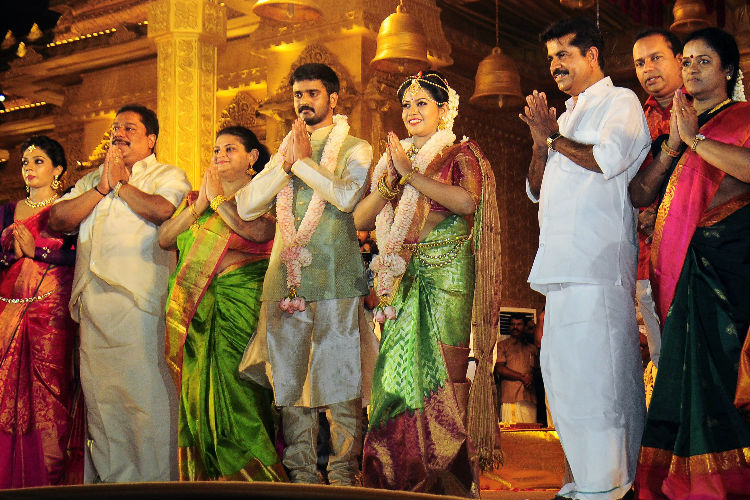 Whistleblower Biju Ramesh’s daughter weds Cong MLA’s son | Indian ...