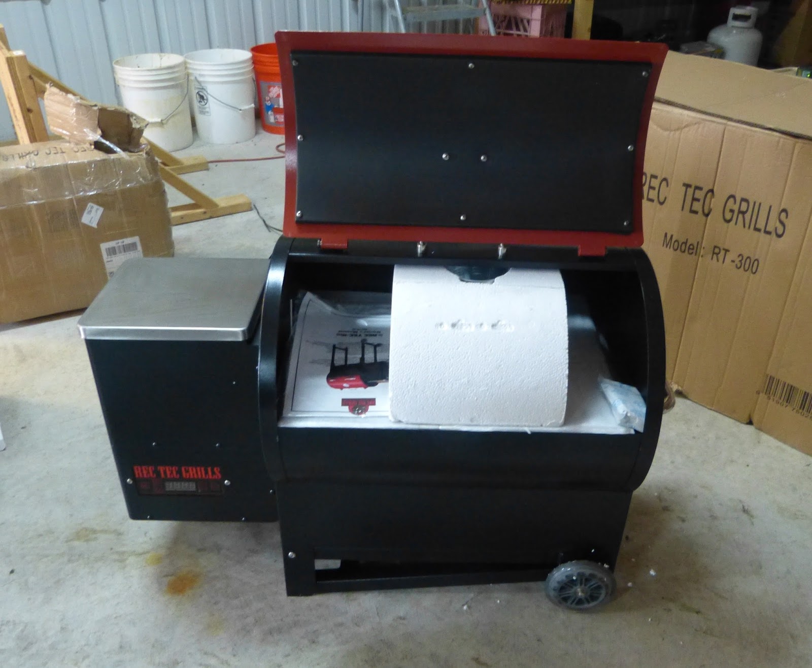 TJ's Blog: REC TEC Pellet Smoker!