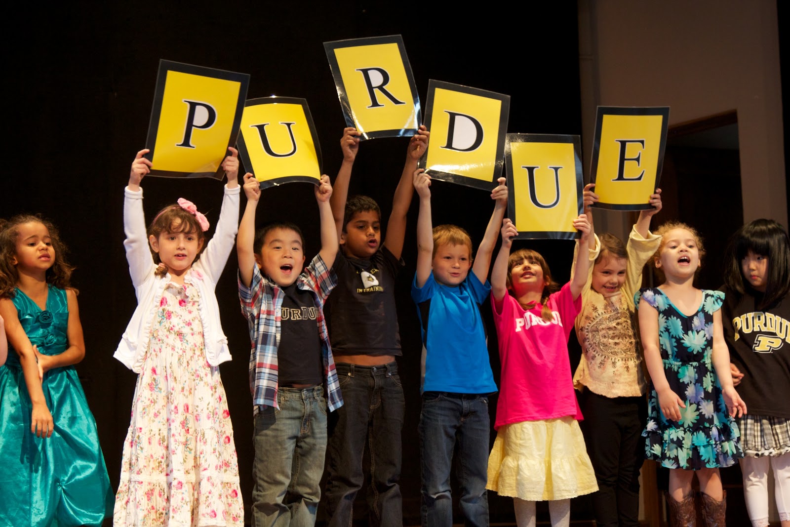Paul, Lynne, Anja, Isabel & Connor: Hail Purdue