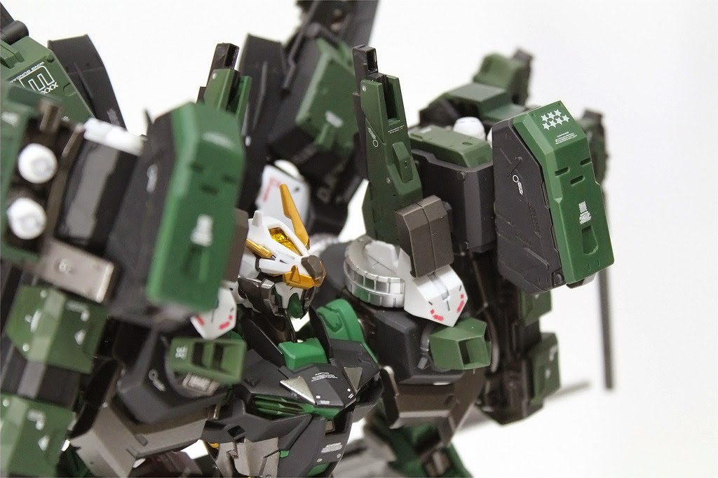Custom Build: 1/100 Gundam Astray Green Frame 2nd Gear