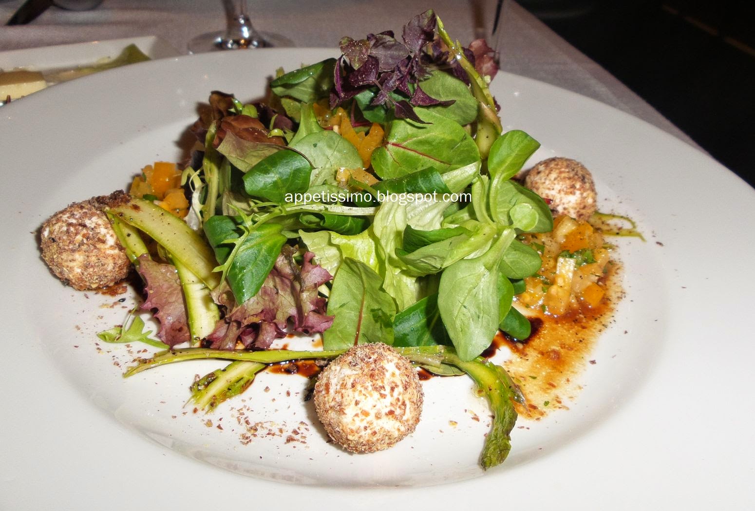 О ресторанах из уст гурмана. : Pinot Riga