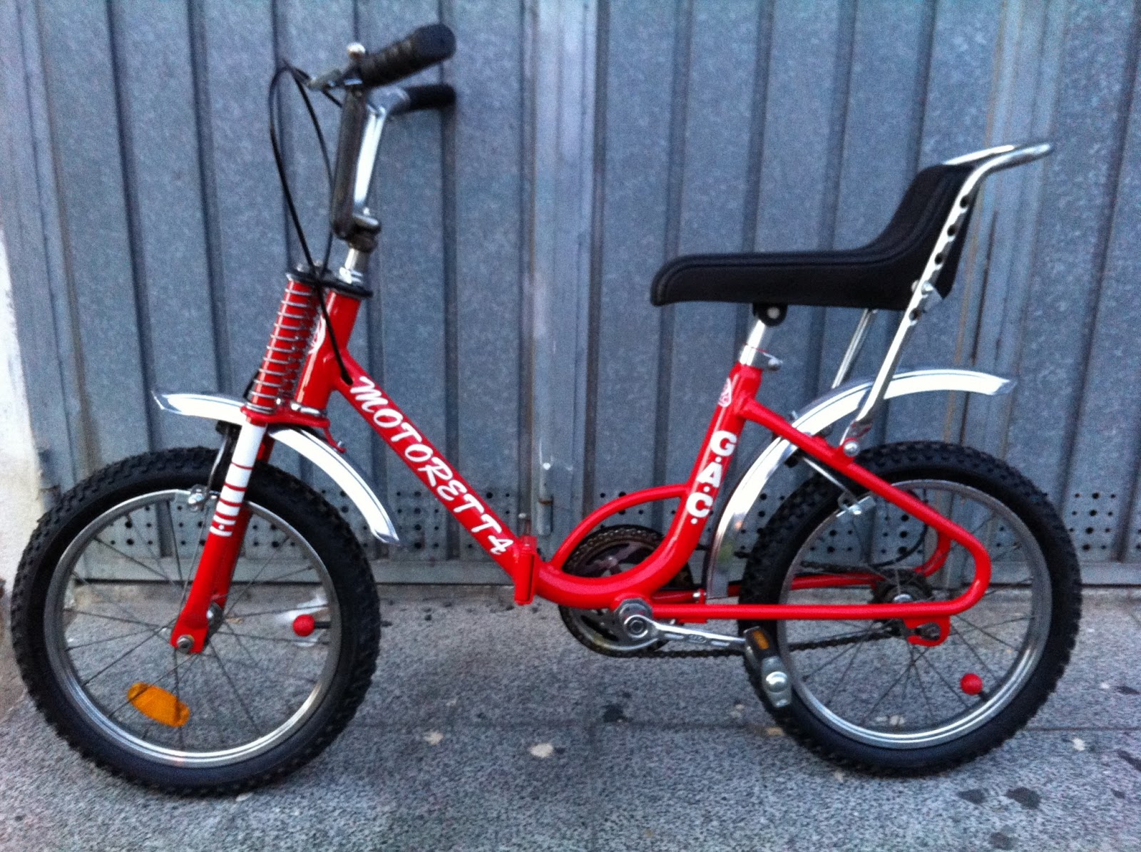 ReCycling: Restauración Motoretta 16"
