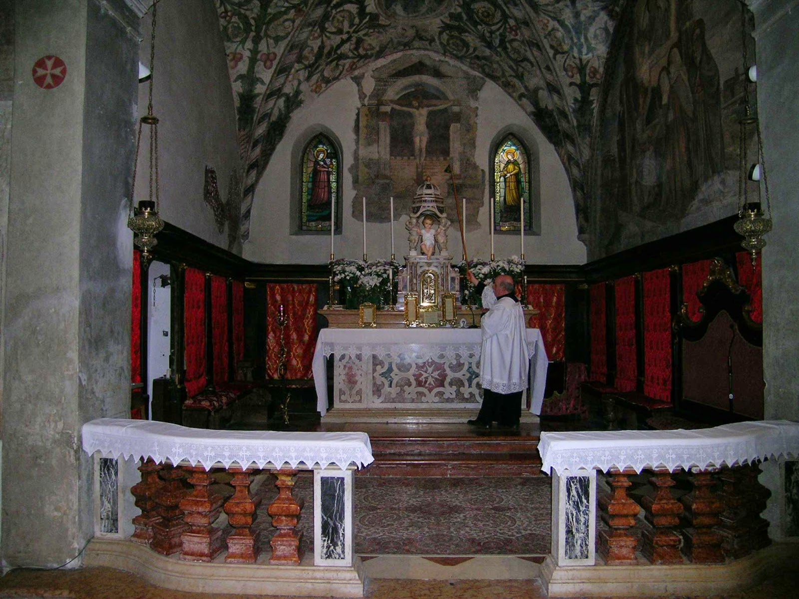 La Veja: L’ALTARE CRISTIANO CATTOLICO