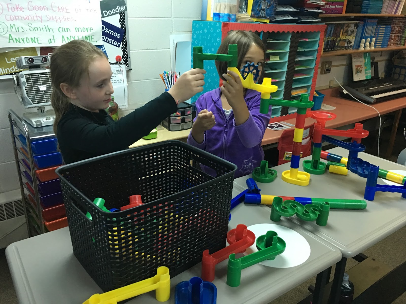 Mrs. Smith's classroom blog: Inside RECESS!