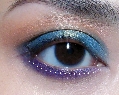Blue Lagoon Tutorial: Color-block Eye Look with...