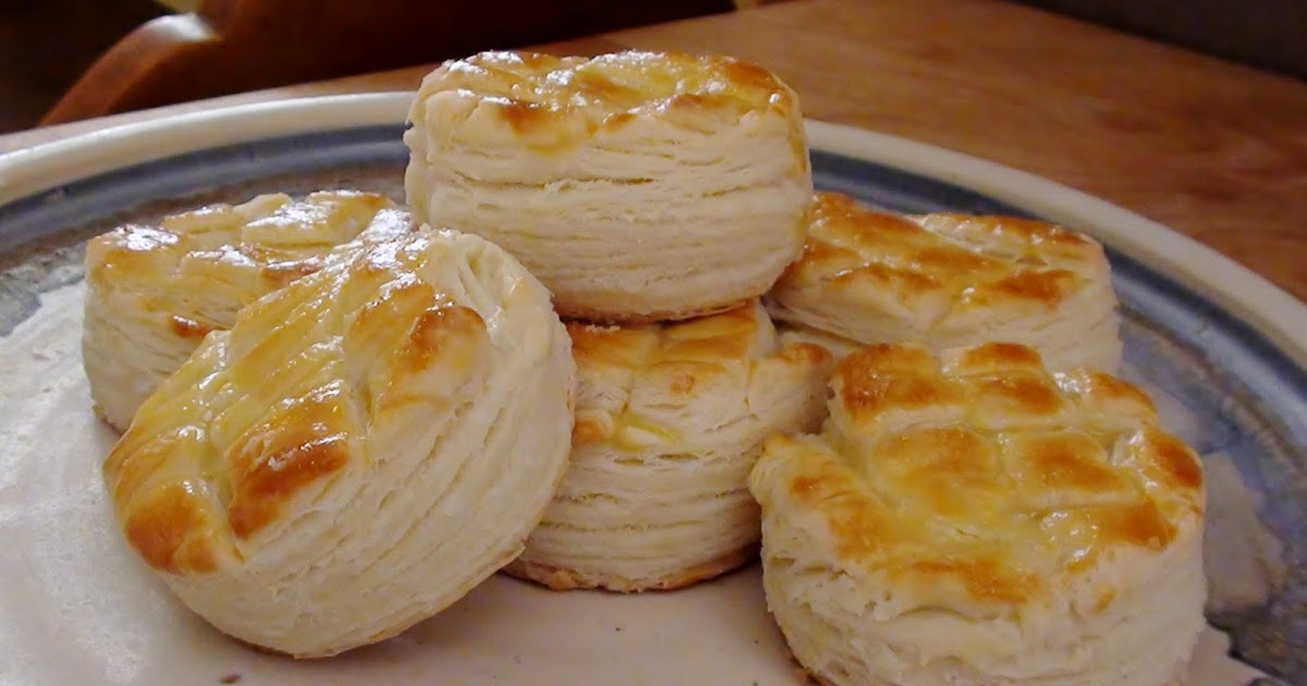 zsuzsa is in the kitchen: LAYERED BISCUITS - LEVELES POGÁCSA