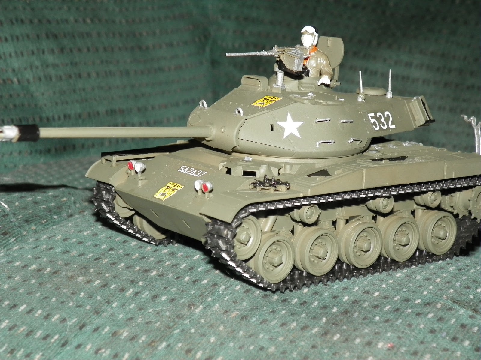 Underdog's Utterings: M41 Walker Bulldog Tank