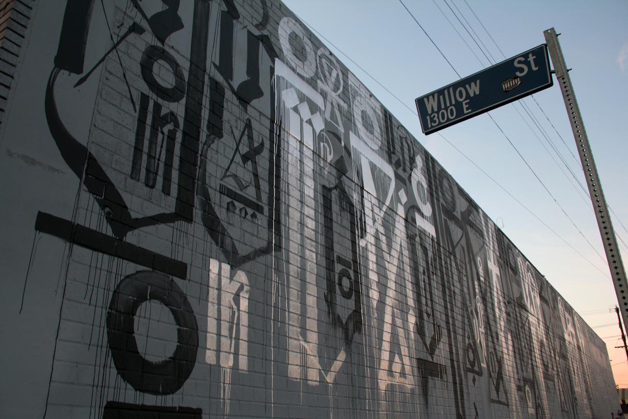 RETNA New Mural In Progress, Los Angeles – StreetArtNews