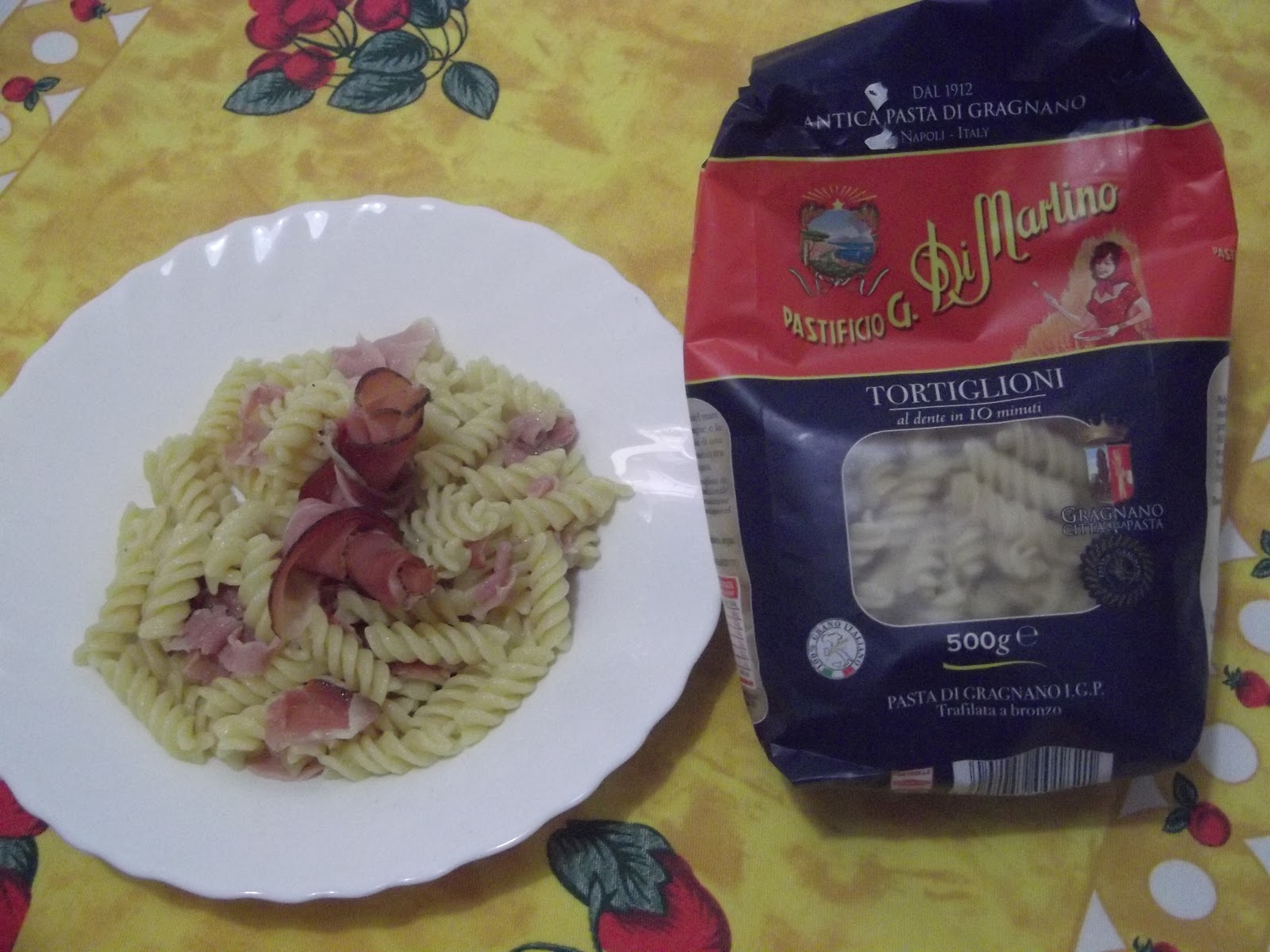 Cosa cucino stasera: Tortiglioni di Pasta Di Martino con speck e zafferano