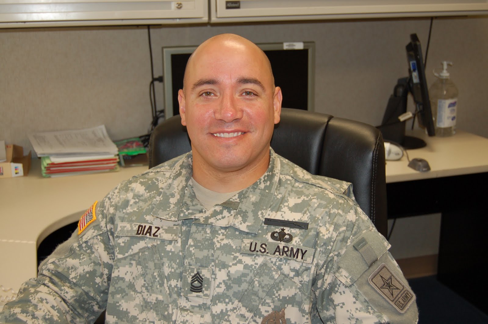 Columbia Recruiting Battalion: Columbia's Master Sgt. Diaz Shows Army ...