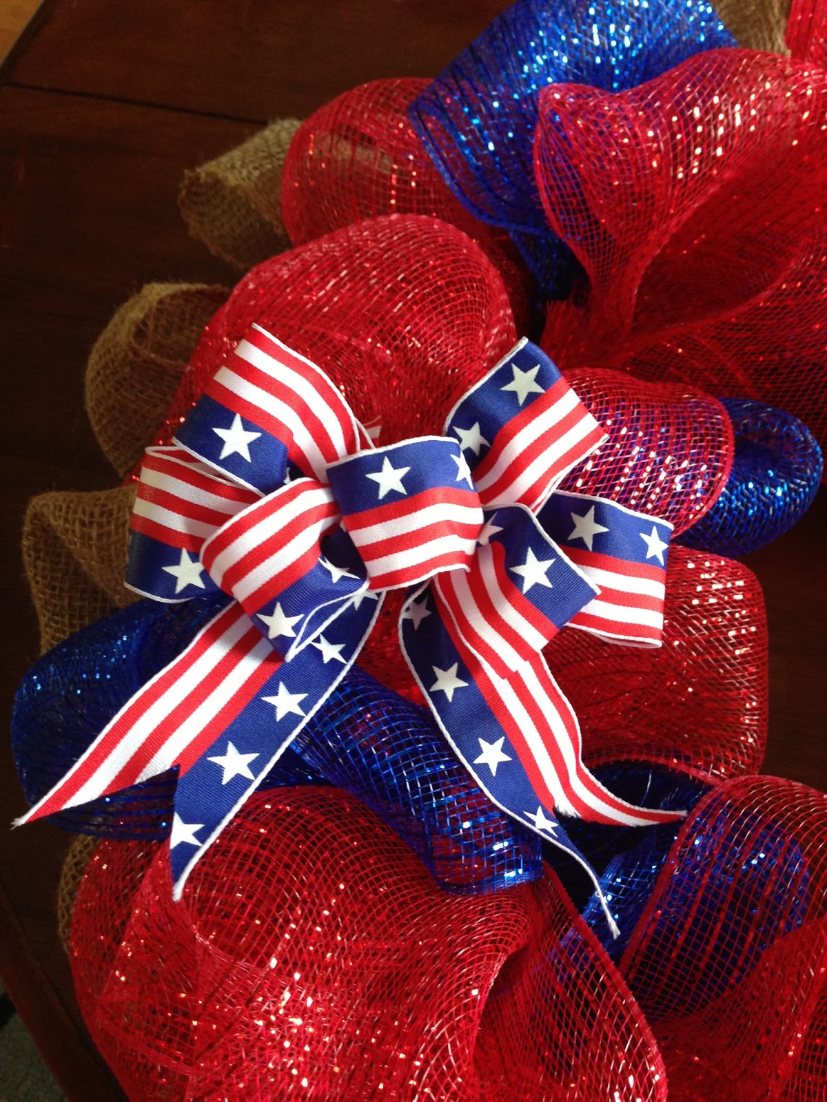 A Little Bolt of Life: 4th of July Deco Mesh Wreath - DIY