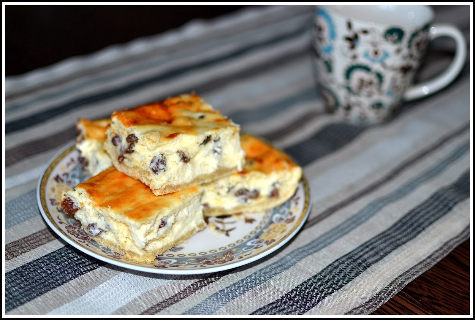 Mannu retseptikogu: Klassikaline kohupiimakook rosinatega