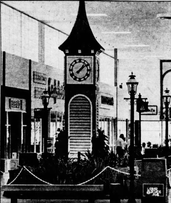 More photos of River Roads Mall