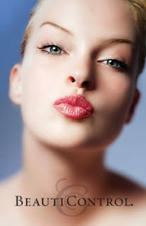 TNWAHM: Kissable Lips for your Sweetheart!