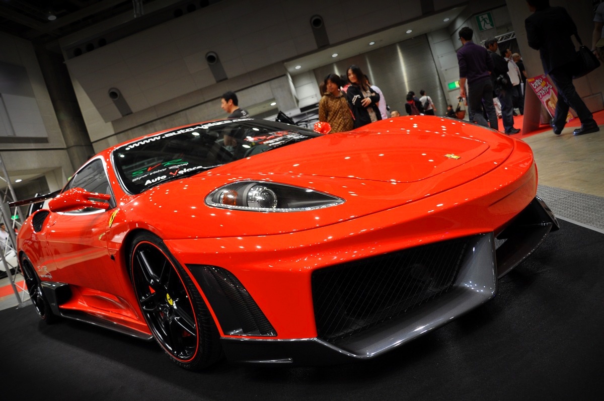 THE TOTAL TUNING: FERRARI