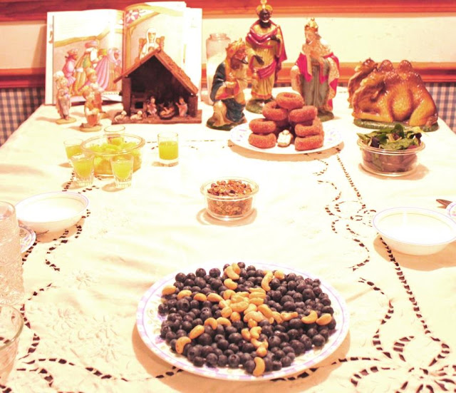 Training Happy Hearts: 6 Ways to Celebrate Epiphany