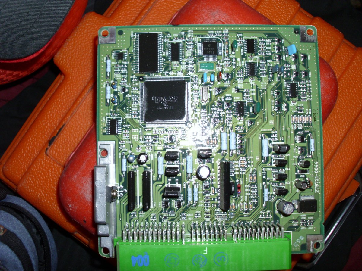 1999 STR Mazda Miata: ECU