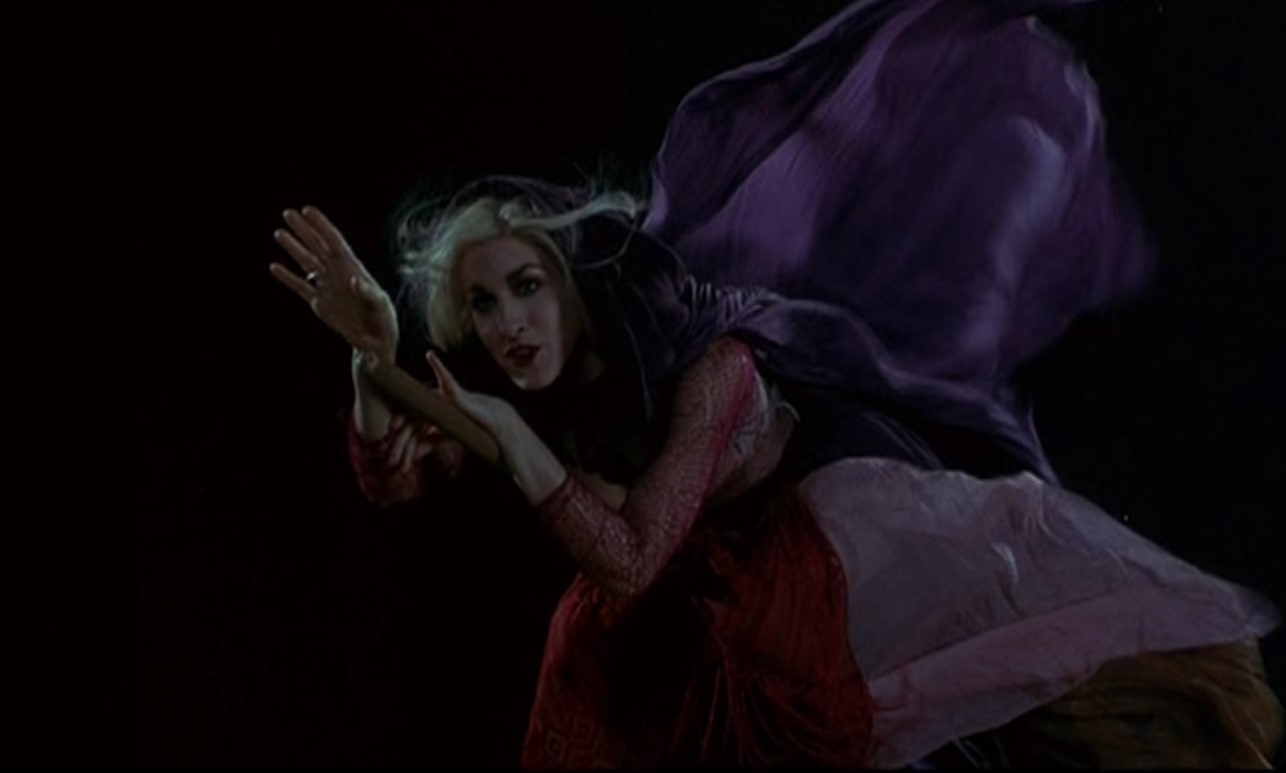 Holiday Film Reviews: Hocus Pocus