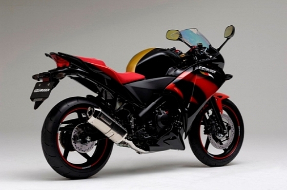 MODIFIKASI HONDA CBR 250R |SPESIFIKASI DAN MODIFIKASI MOTOR