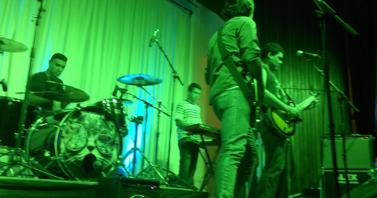 ROCK-MISIONERO: EPSILON Show presentación de "Desde el Oeste"