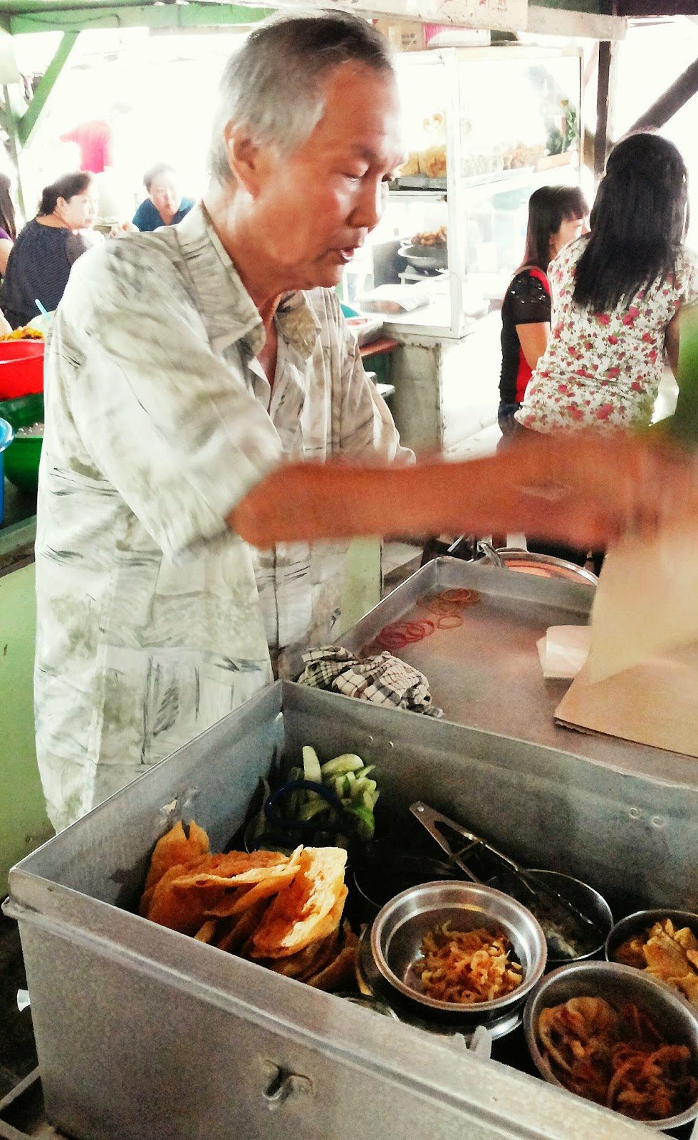 MEDAN EATING: Lap Choi VS Tau Kua He Ci - PASAR RAMAI