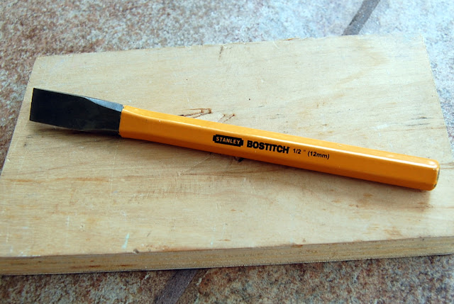 Buttonhole Cutting Trick - Because I'm Me