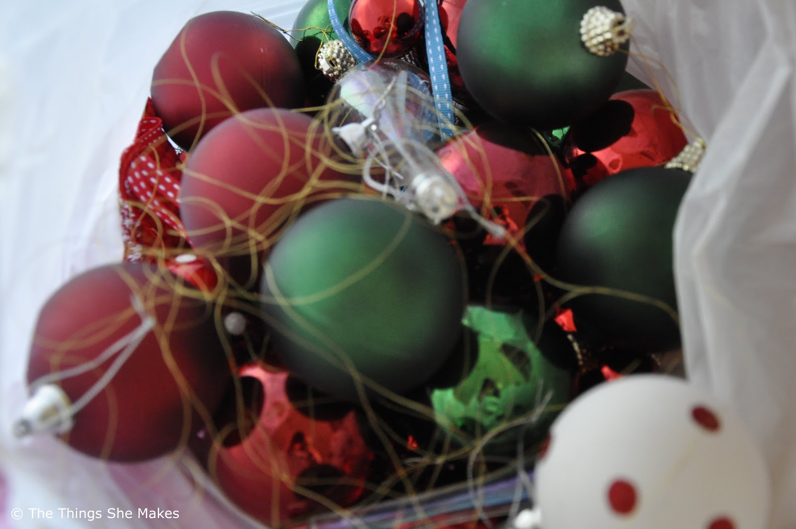 Decorating the Baubles | The Things She Makes