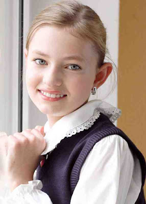 The 1001 Girls Valensiyas 3