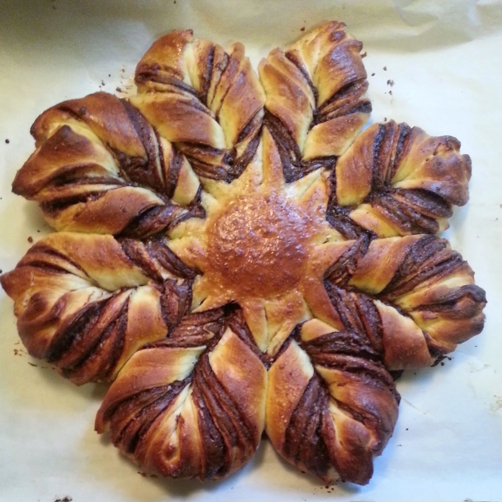 Mama Sarah's Kitchen: Nutella Star Bun